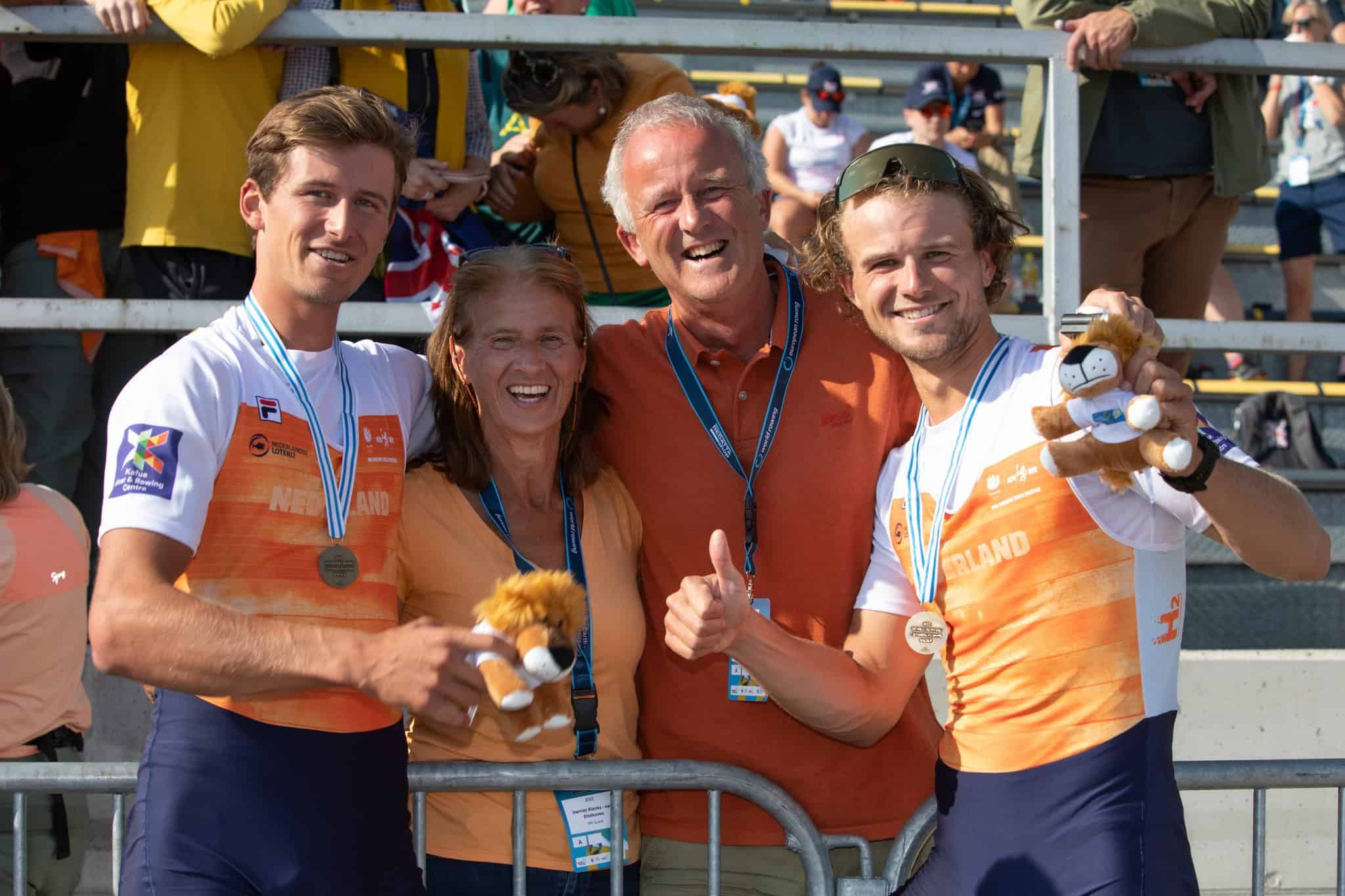 Rik en Ralf Rienks winnen eerste WK-medaille! - Zwolsche Roei- en ...